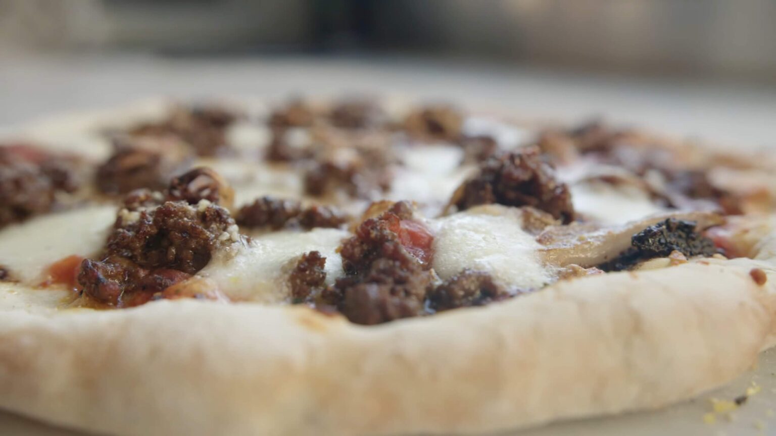 The Ultimate Pizza Topping Guide - Which Toppings Should You Choose?