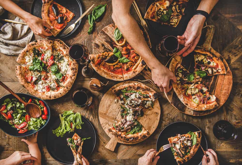 Hosting a Successful Pizza Night In 2024 - A Party Planner's Top 8 Tips ...