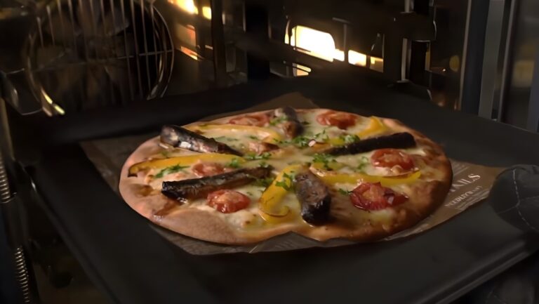 What Fish Can You Put On Pizza? The 7 Best Seafood Toppings - 40th ...