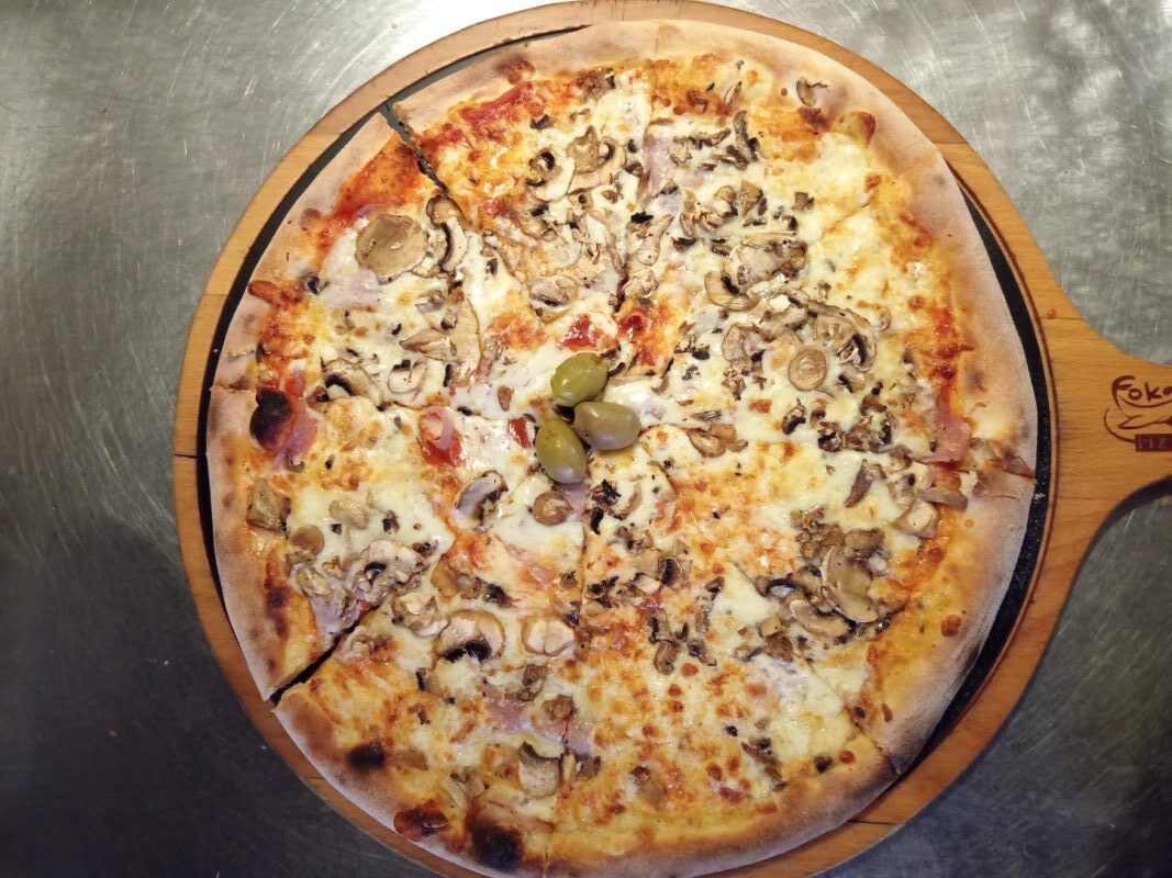 Thin-Crust vs. Thick-Crust Pizza - Let's Compare the Recipe - 40th ...